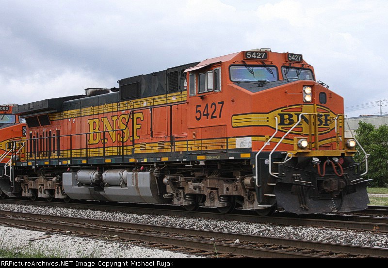 BNSF 5427